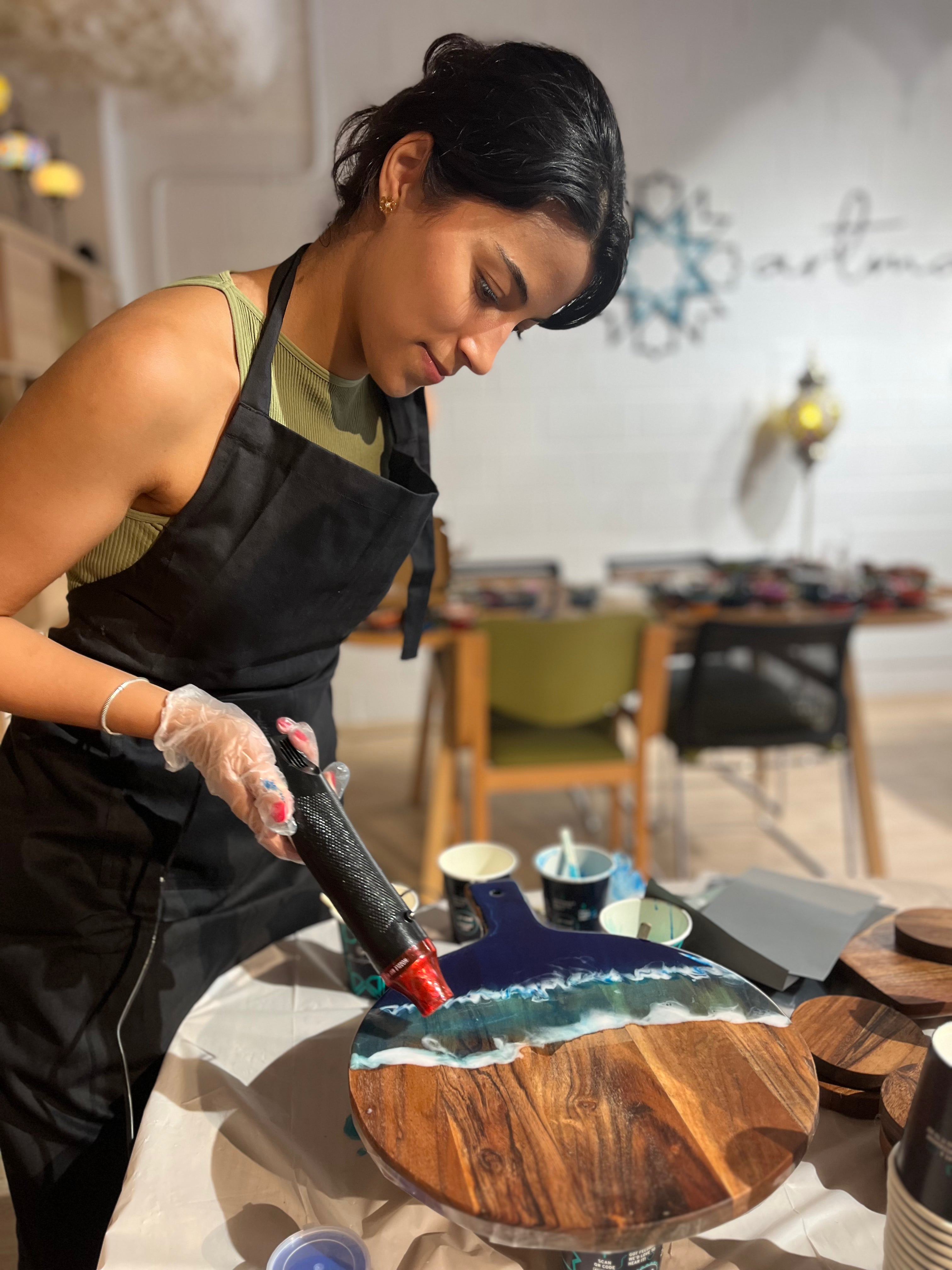 Resin Classes in Brisbane - Art Masterclass